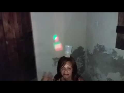 OK Lha a minha mae mais bonita dancando