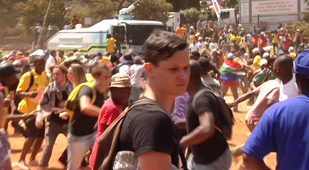 #FEES MUST FALL - YouTube