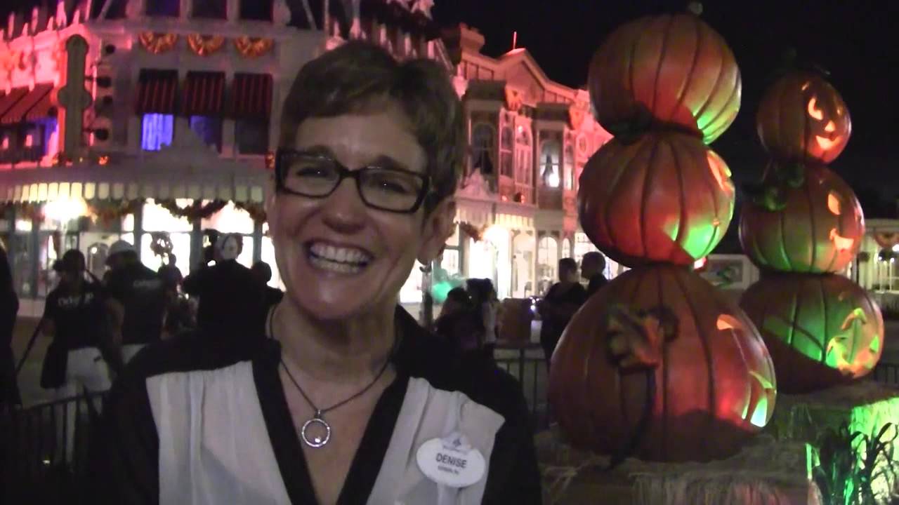 Hocus Pocus Villains Spelltacular -- Denise Case, Disney Show Director ...