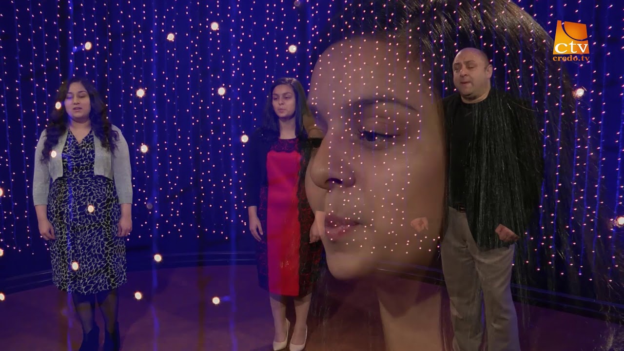 Ludovic, Boghi și Debora Arman - Vine din cer o lumină - YouTube