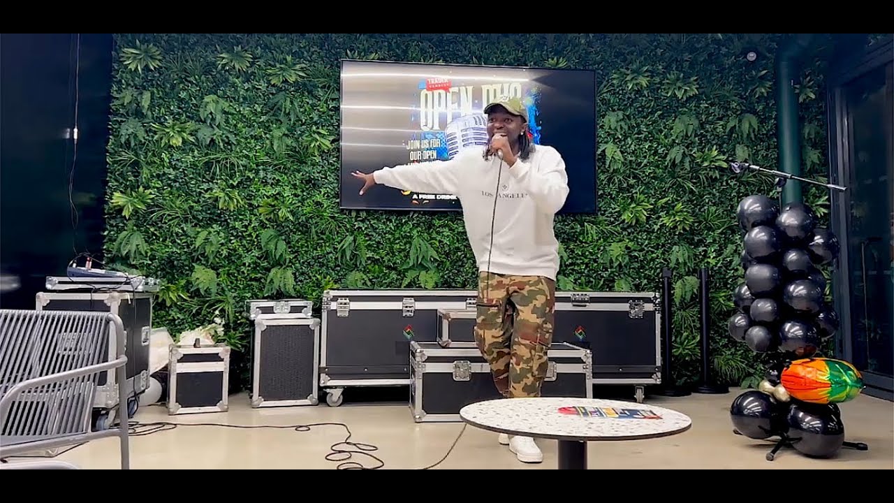 Edidion performs LIVE @ Trader Wembley - YouTube