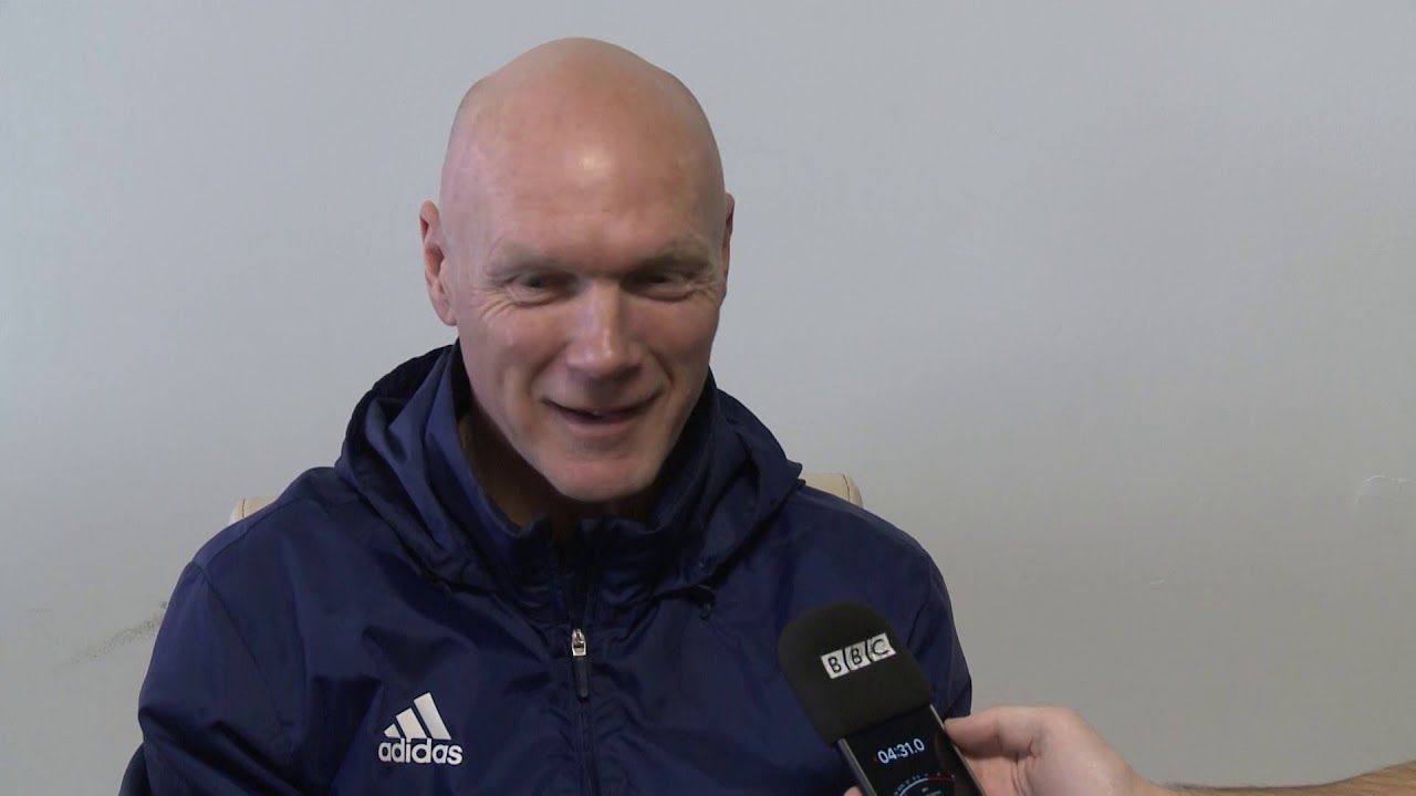 Neil Aspin wants to fight for the Vale as he confirms he will remain at ...