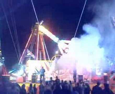 Hull fair bungy - YouTube