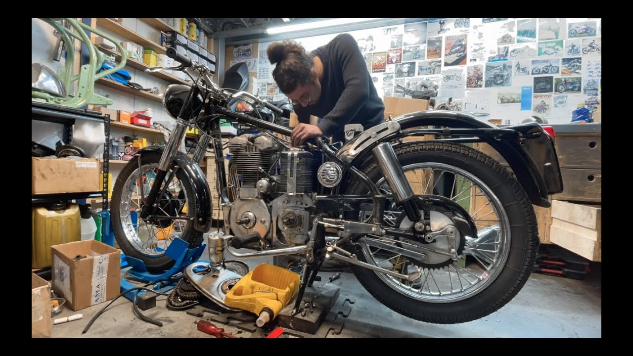 Overhauling a 1959 Velocette engine!!! - YouTube