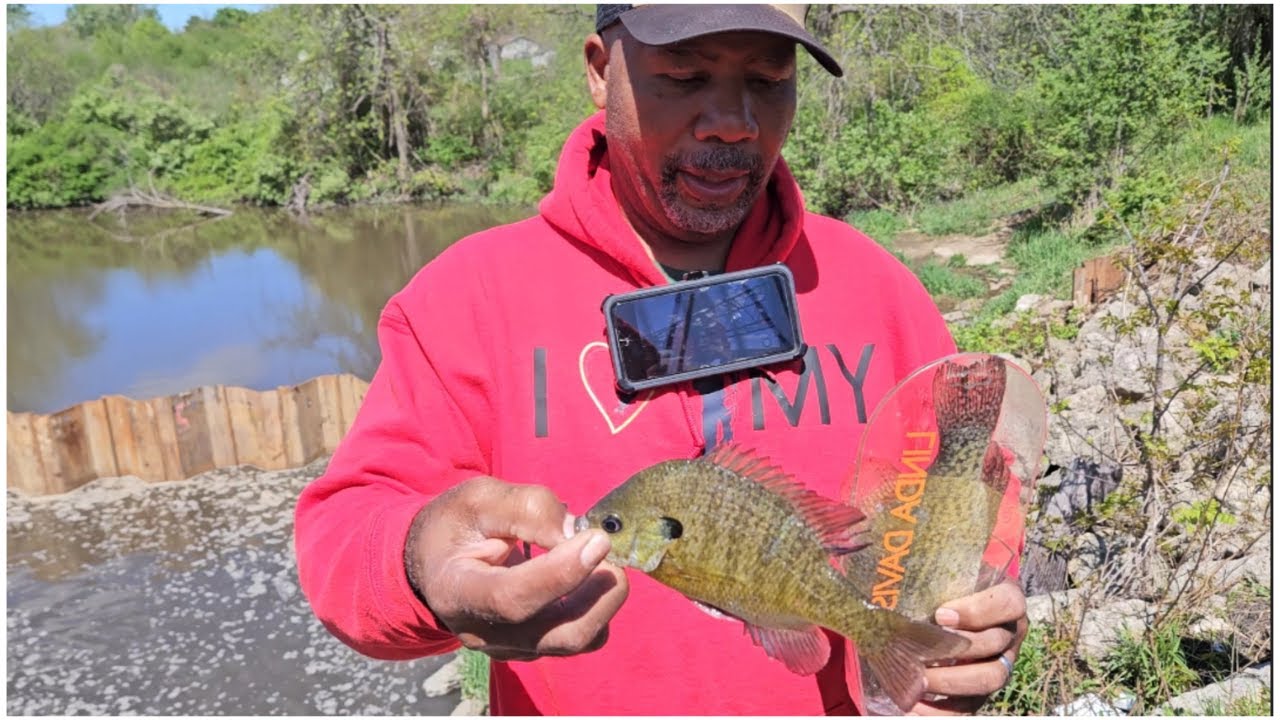 Where to find fish when fishing at a Dam. - YouTube
