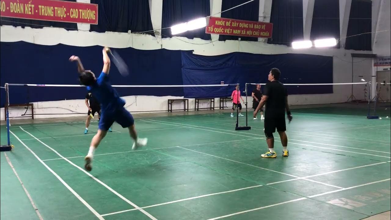 Sân BHN tết Thông Huy v Vũ Đạo - YouTube