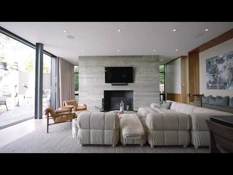 Virtual Tour of Modern Hamptons Home at 21 Munchogue Drive in Sag Harbor