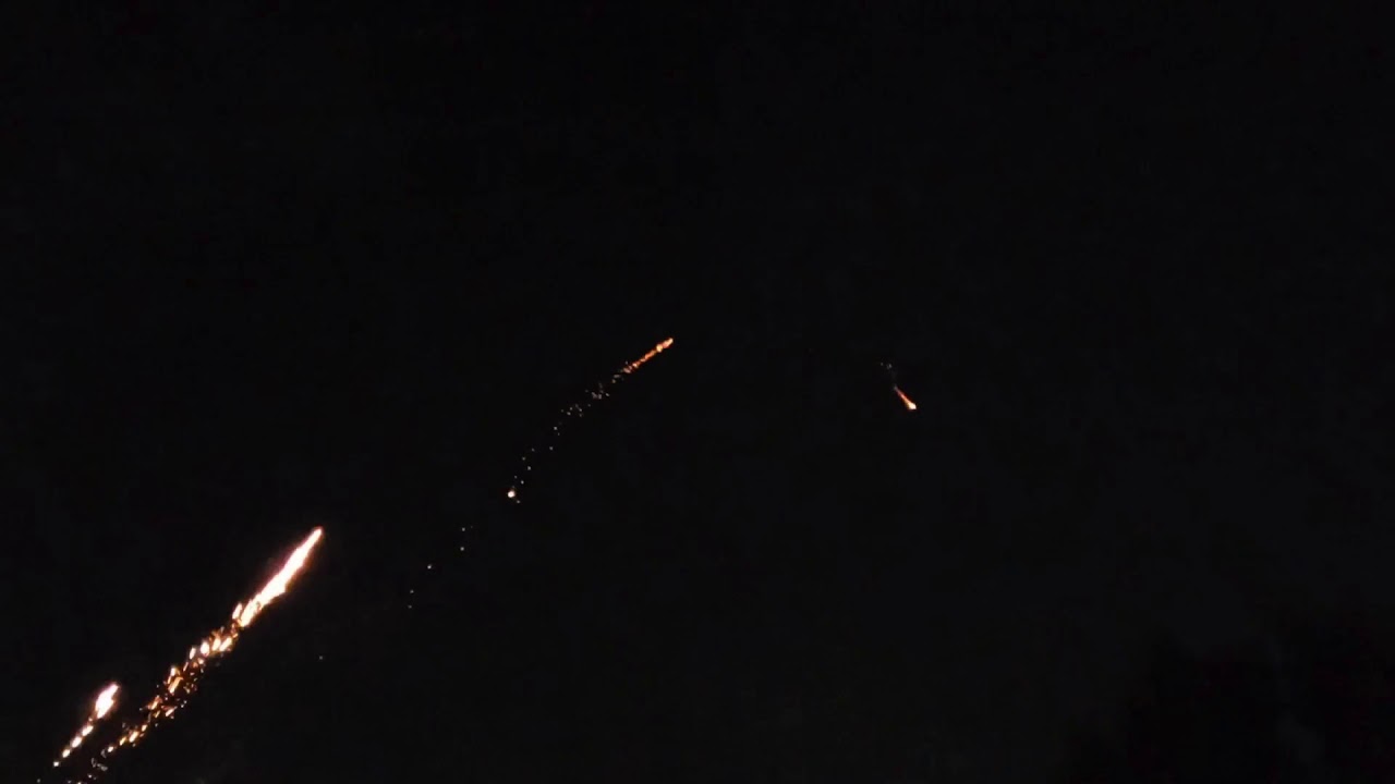 Laser Show 260 shots firework - YouTube