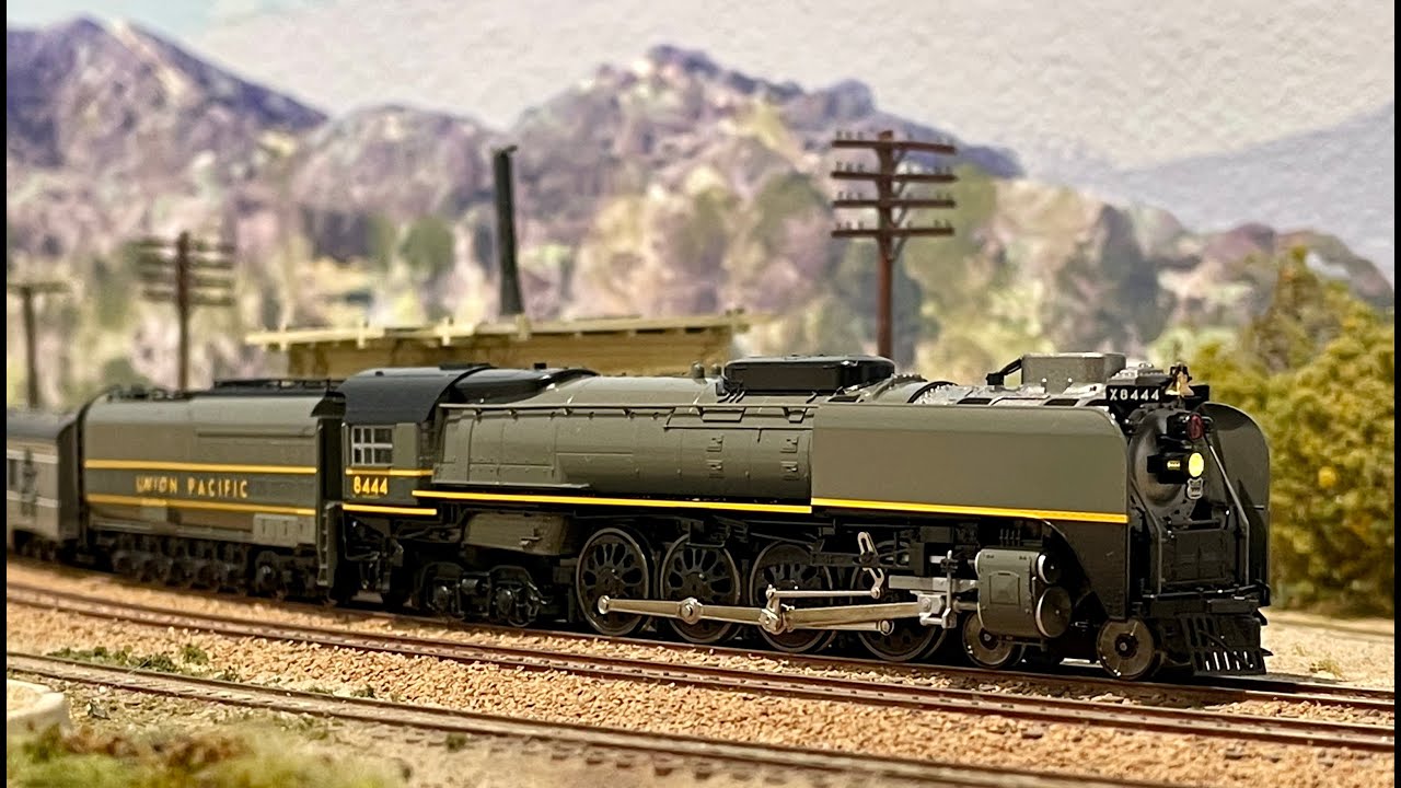 UP 8444 Greyhound On the Loose - YouTube