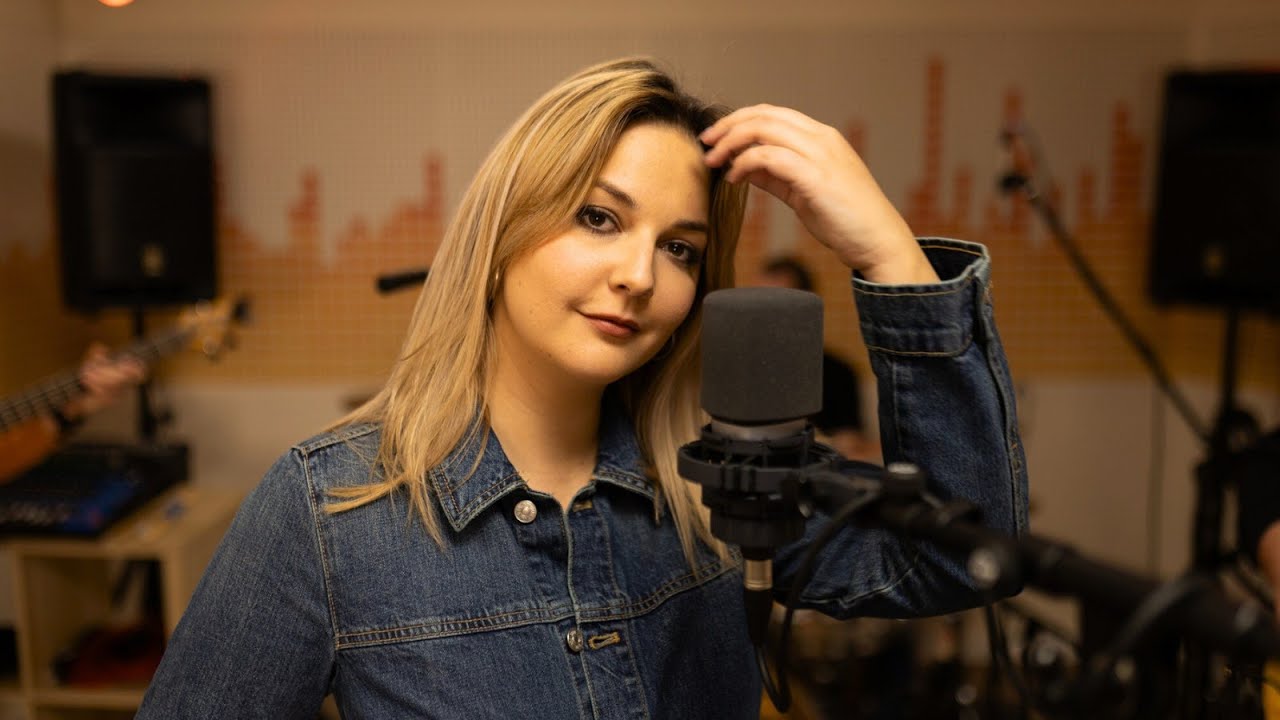 Barbara Nadas - Lord Give Me The Rain (Add már, uram, az esőt!) - YouTube