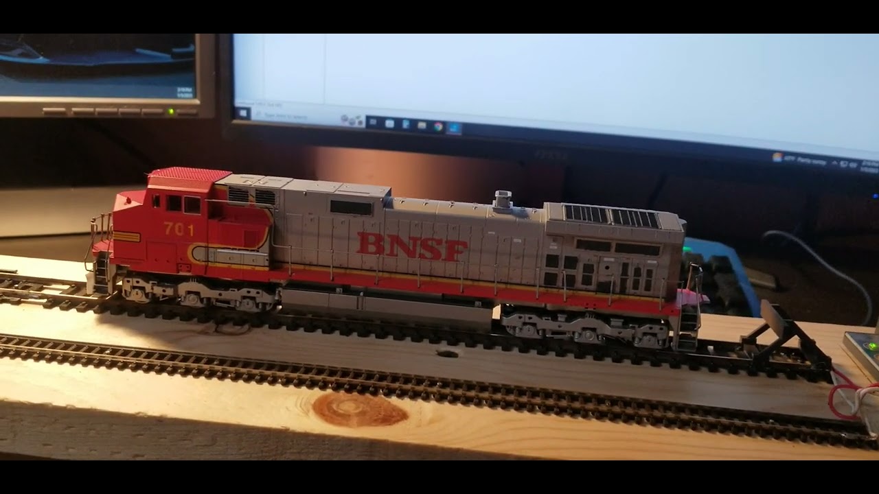 athearn blue box dcc and sound ESU decoders - YouTube