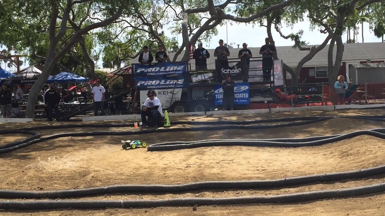 RCX 2016 RC 4WD 1/8 Scale Gas Buggy Race - YouTube