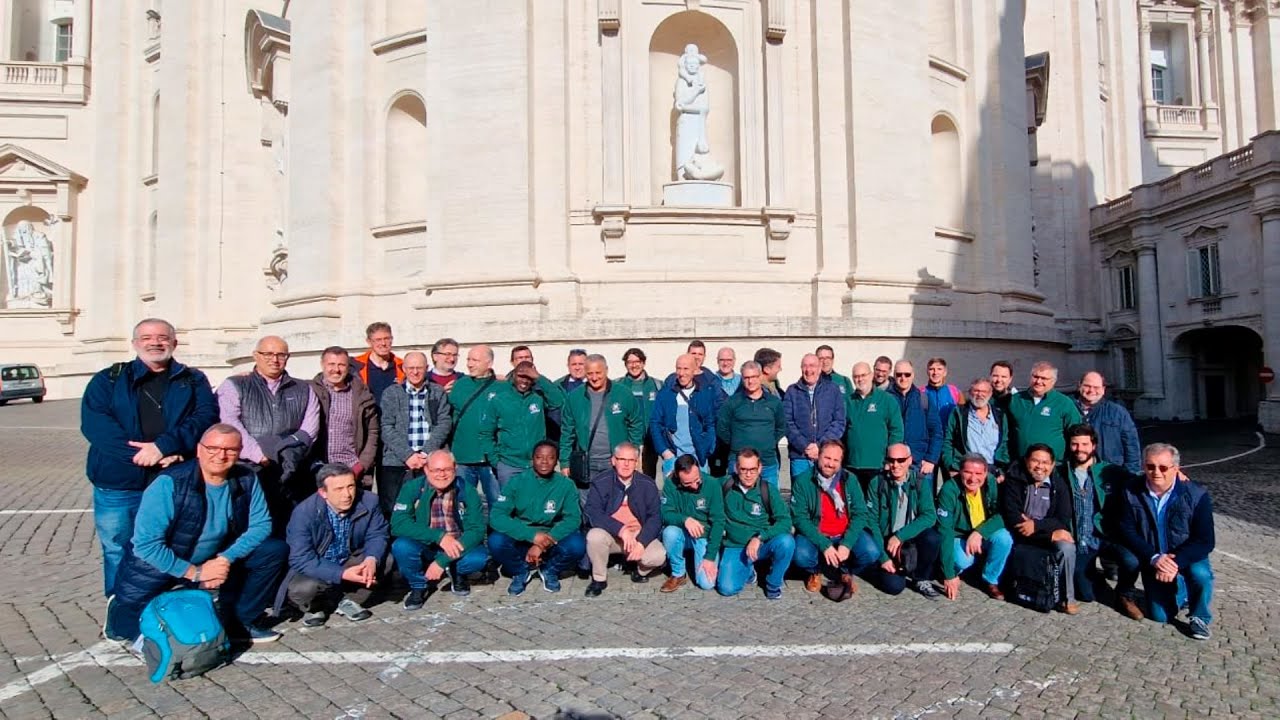 Fr. Robert Thunus - Rencontre des Frères en Europe - YouTube