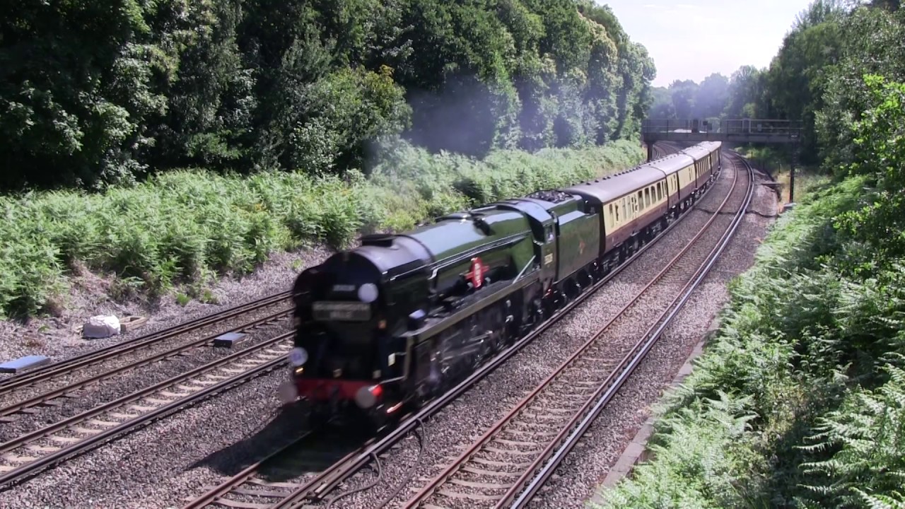 35028 Clan Line heading Bournemouth Belle special 5th July 2017 - YouTube