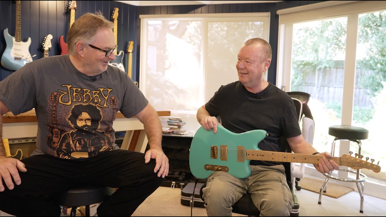 Brett Kingman checking out a few of the Bonham guitars - YouTube