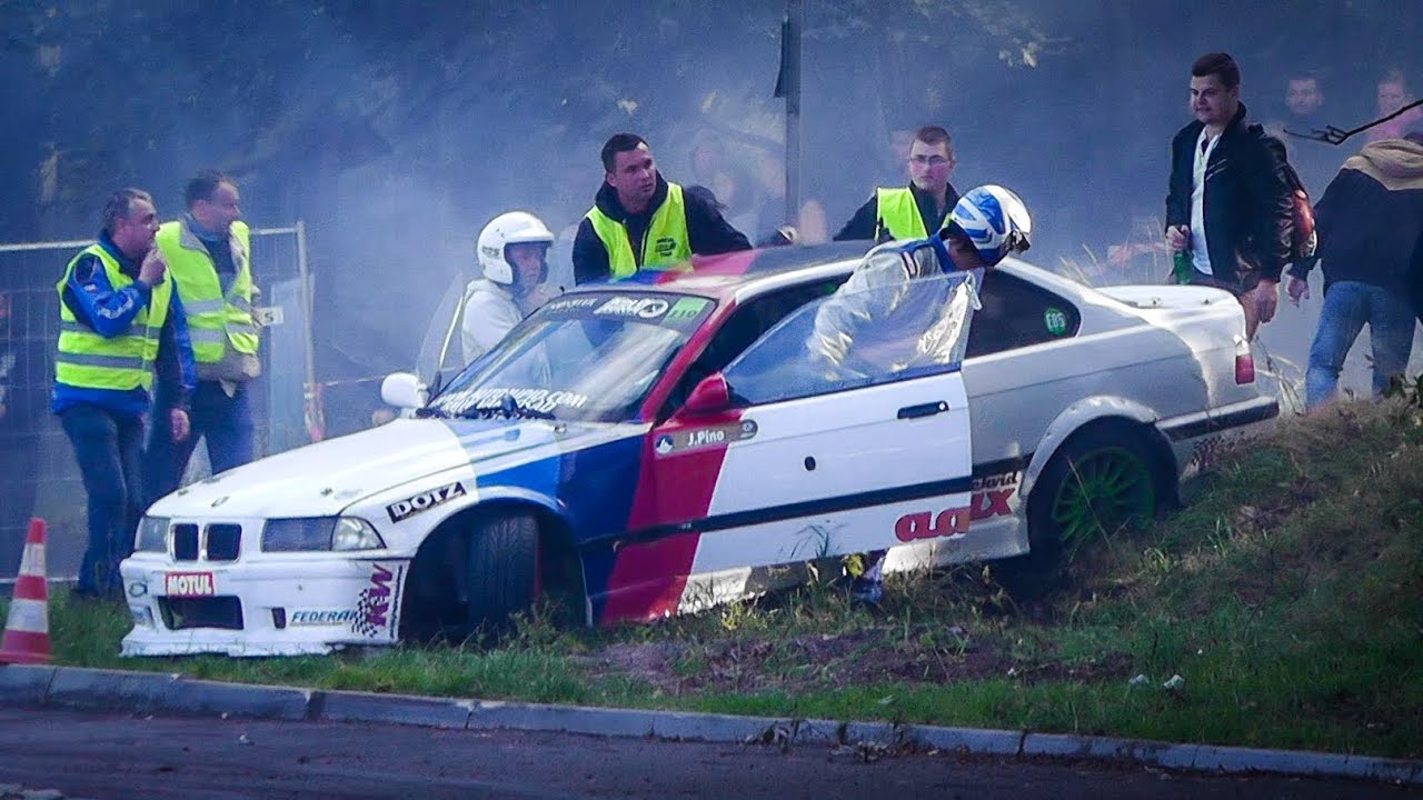 THE Best of DRIFT CRASHES, FAIL and CLOSE CALLS 2014 HD - YouTube
