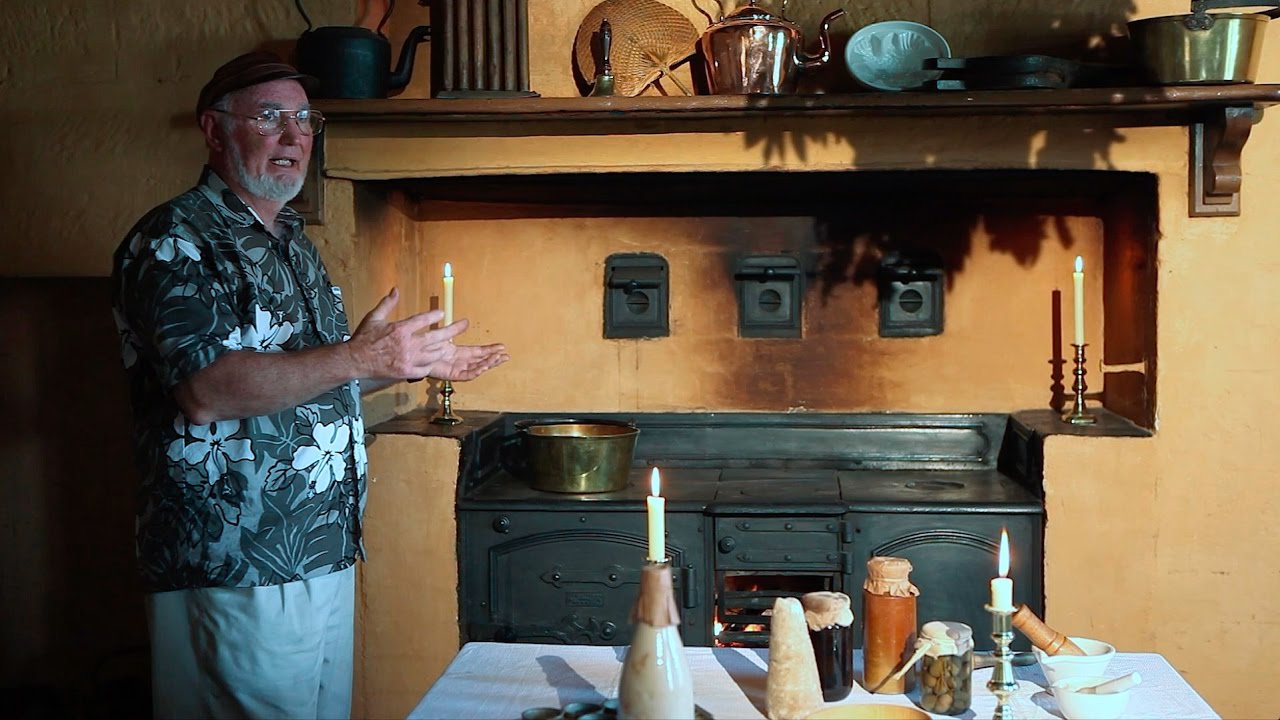 The cast-iron stove at Elizabeth Farm - YouTube