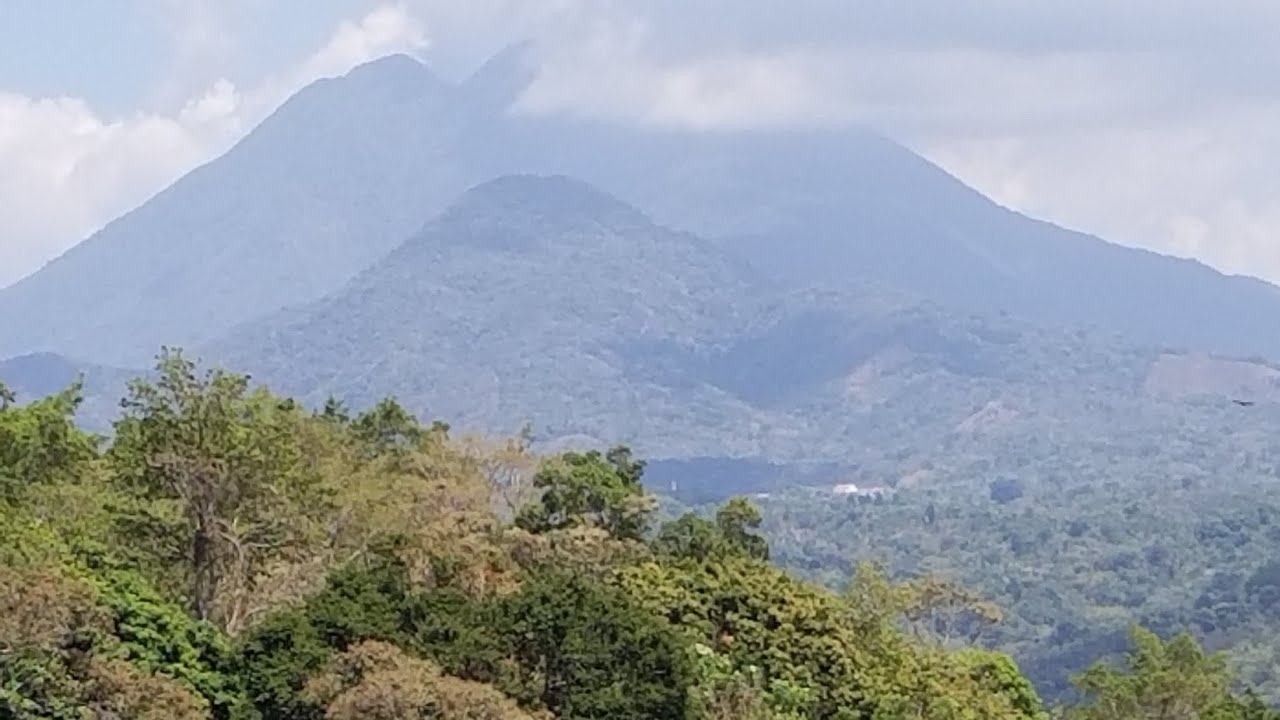 caminando a Rio jiboa video 1 - YouTube