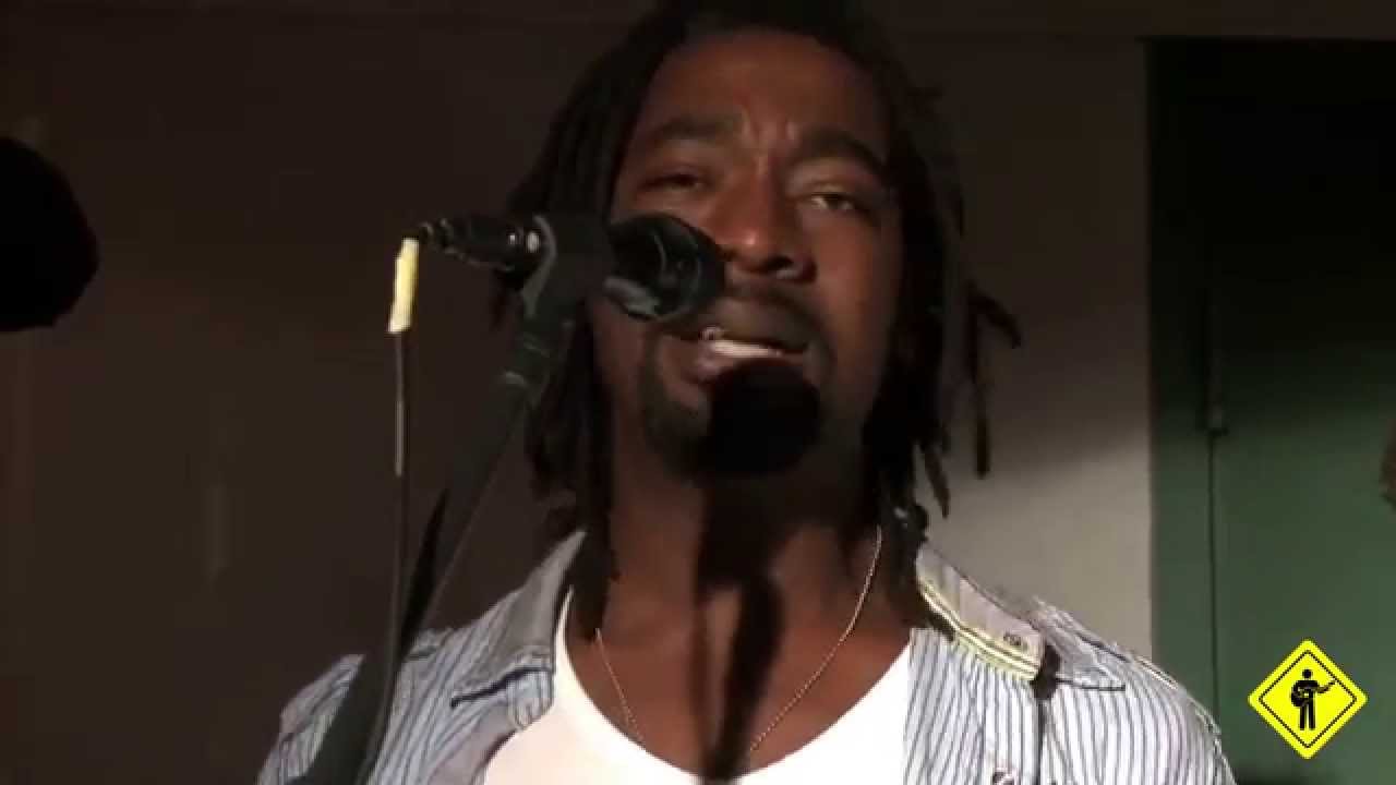 Playing For Change Curitiba 2014 Opera Arame - YouTube