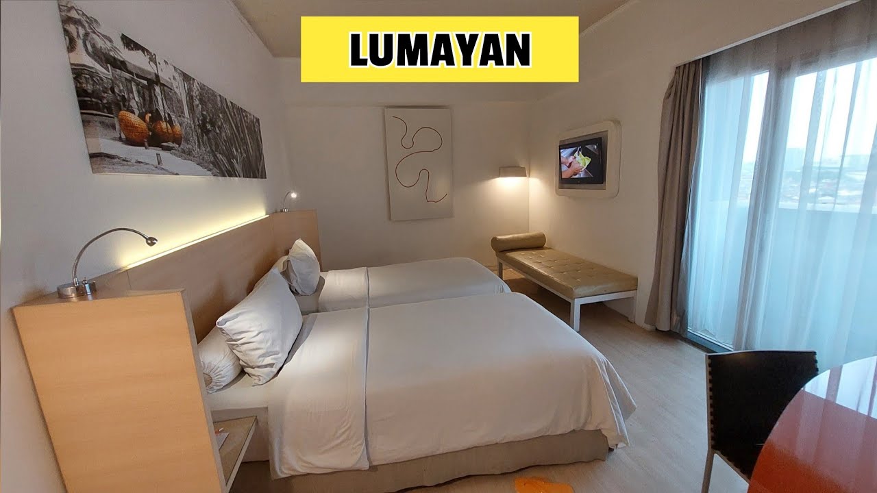 Harris Hotel Tebet, Jakarta - YouTube