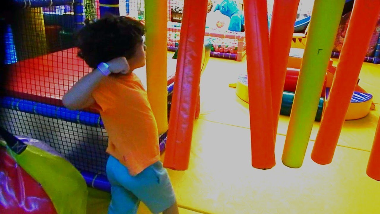 Indoor Playground Family Fun Play Area for Kids Playing & Baby Nursery ...
