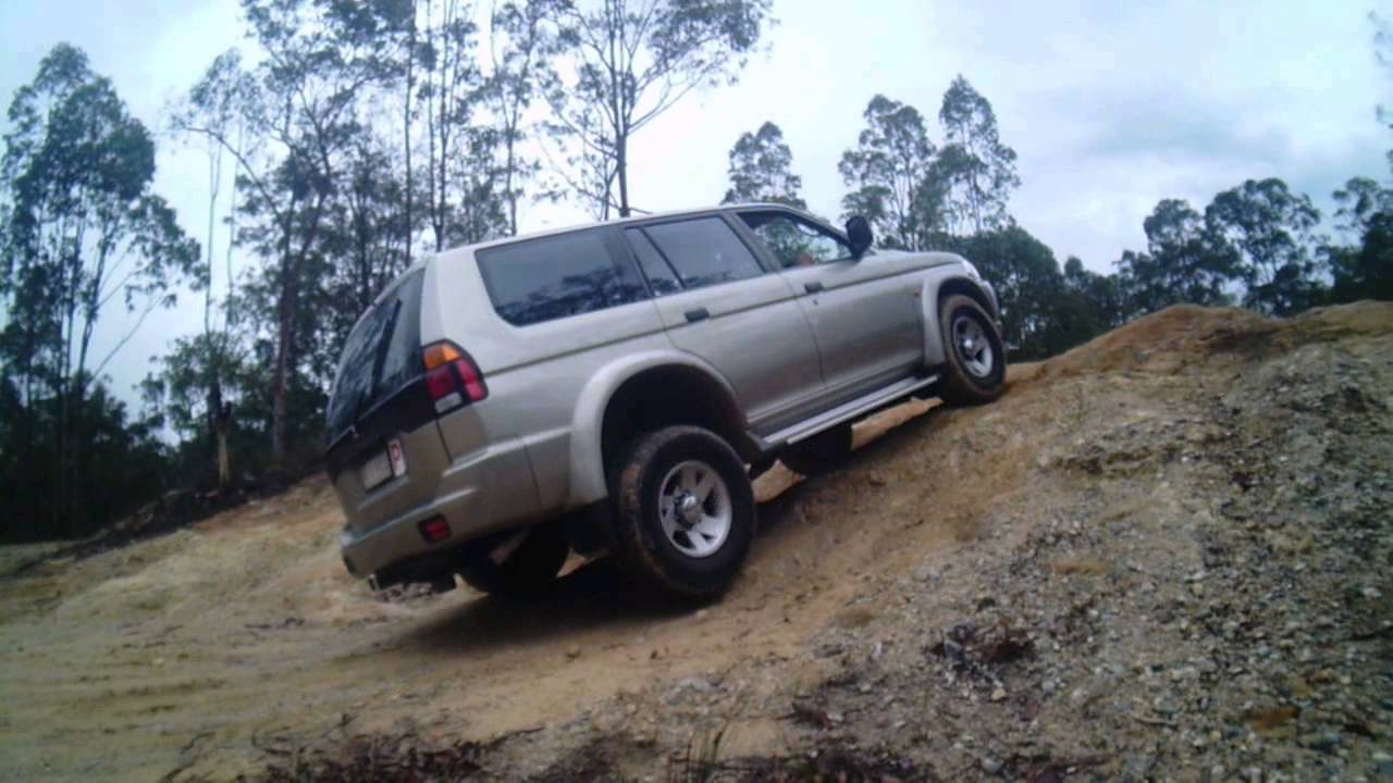 My old Mitsubishi PA Challenger V6 off roading - YouTube