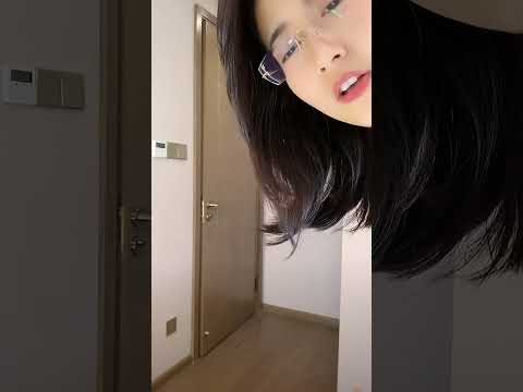 A VERY SEXY CHINESE GIRL DANCING, SO EXOTIC, SEXY.#beauty #beautiful #asian #beautifulgirl #jeans