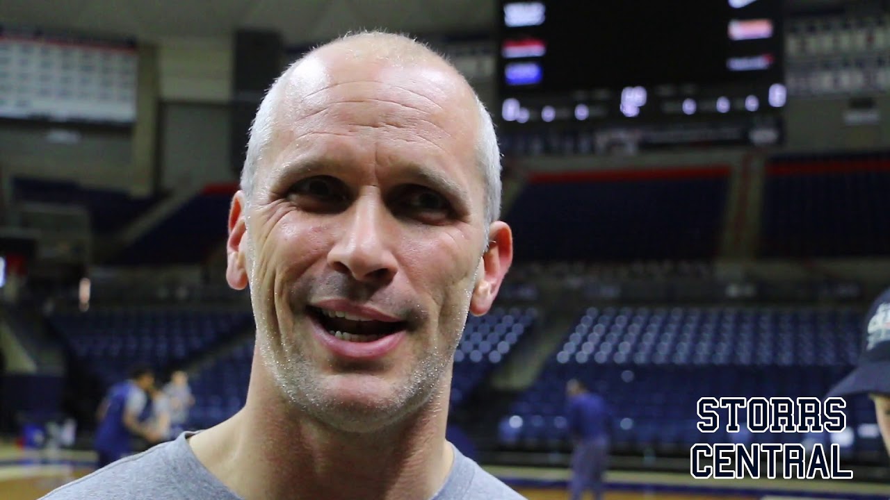 UConn Men's Basketball Pregame (Wichita State) - Dan Hurley - YouTube