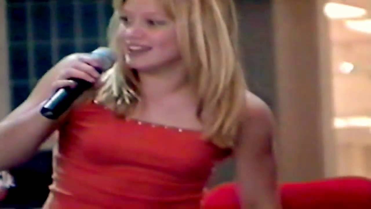 Hilary Duff - Cadet Kelly Interview 2001 - HD - YouTube