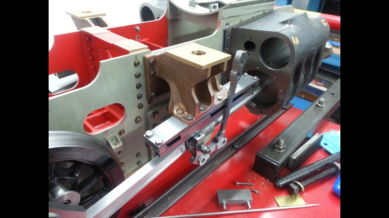 Steam Locomotive 9F Build Part 44 - Combination Levers - YouTube