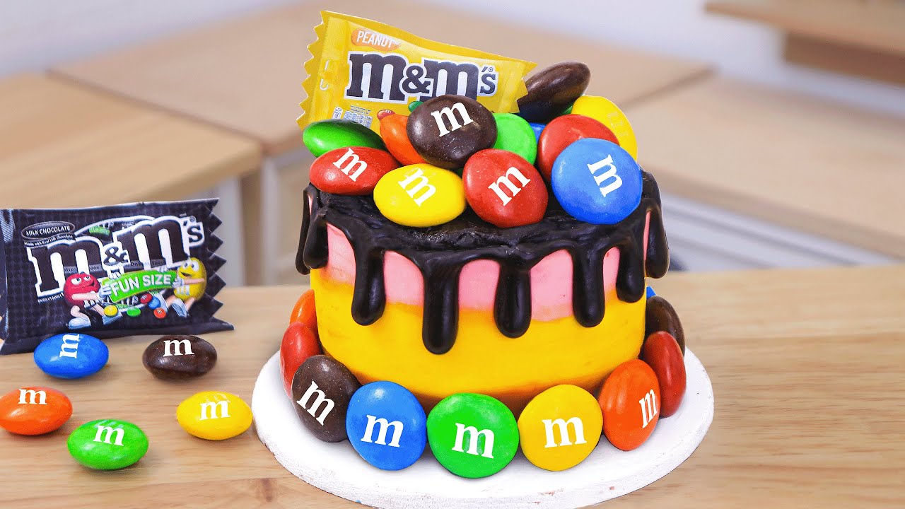 Beautiful M&M Cake Extremely Tasty Miniature Rainbow M&M Chocolate Cake ...