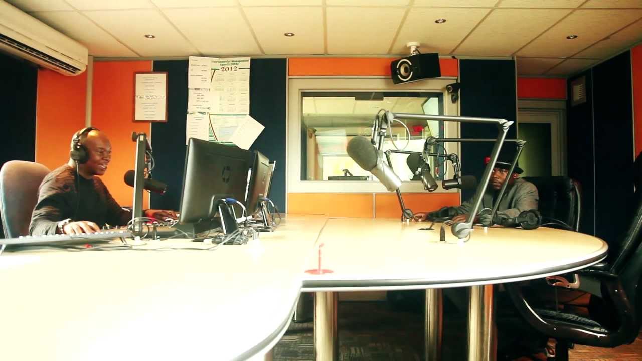 Cee Jay Besa Live With Tich Mataz -Star FM 2012 - YouTube