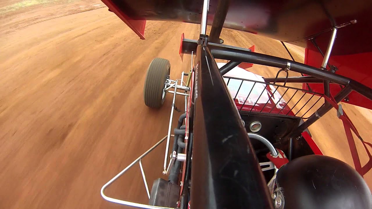 Jordyn Charge 410 sprintcar January 2015 - YouTube