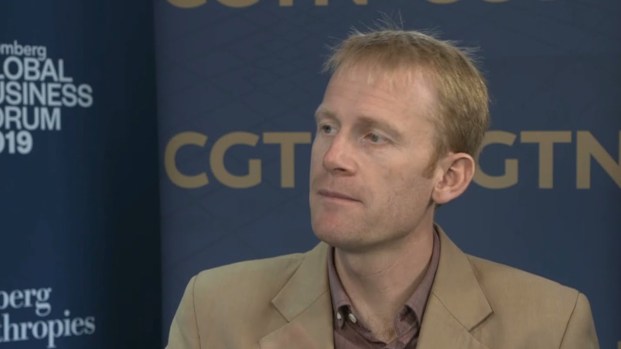 Planet Labs' plan to track global changes by imaging Earth daily - YouTube