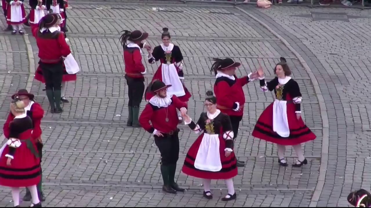 Gigue Tanz - YouTube