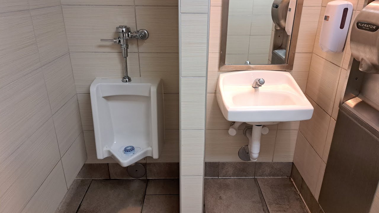 Taco Bell Men's Restroom - YouTube