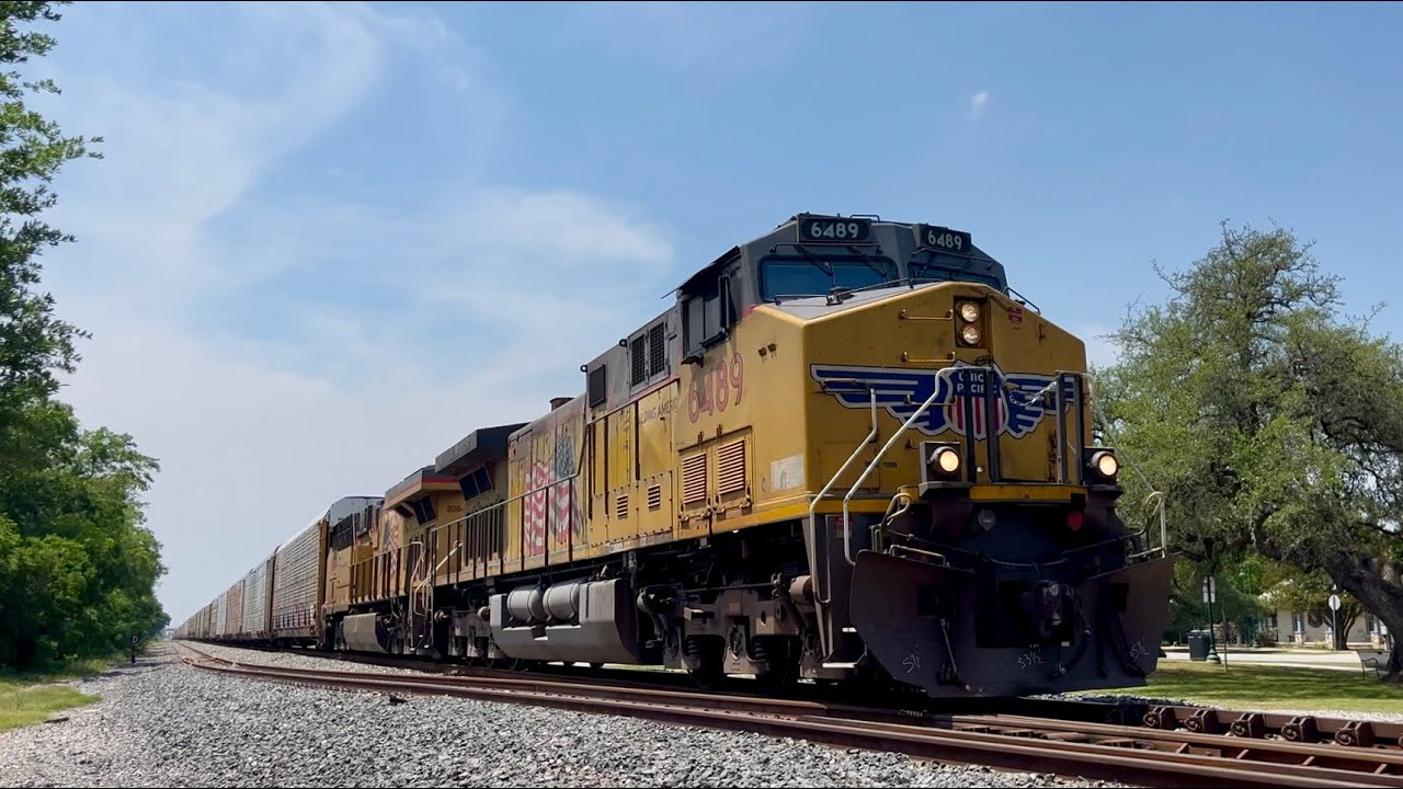 UP 6489 Leads Northbound Manifest Freight Train In Buda, Texas - 4/18 ...