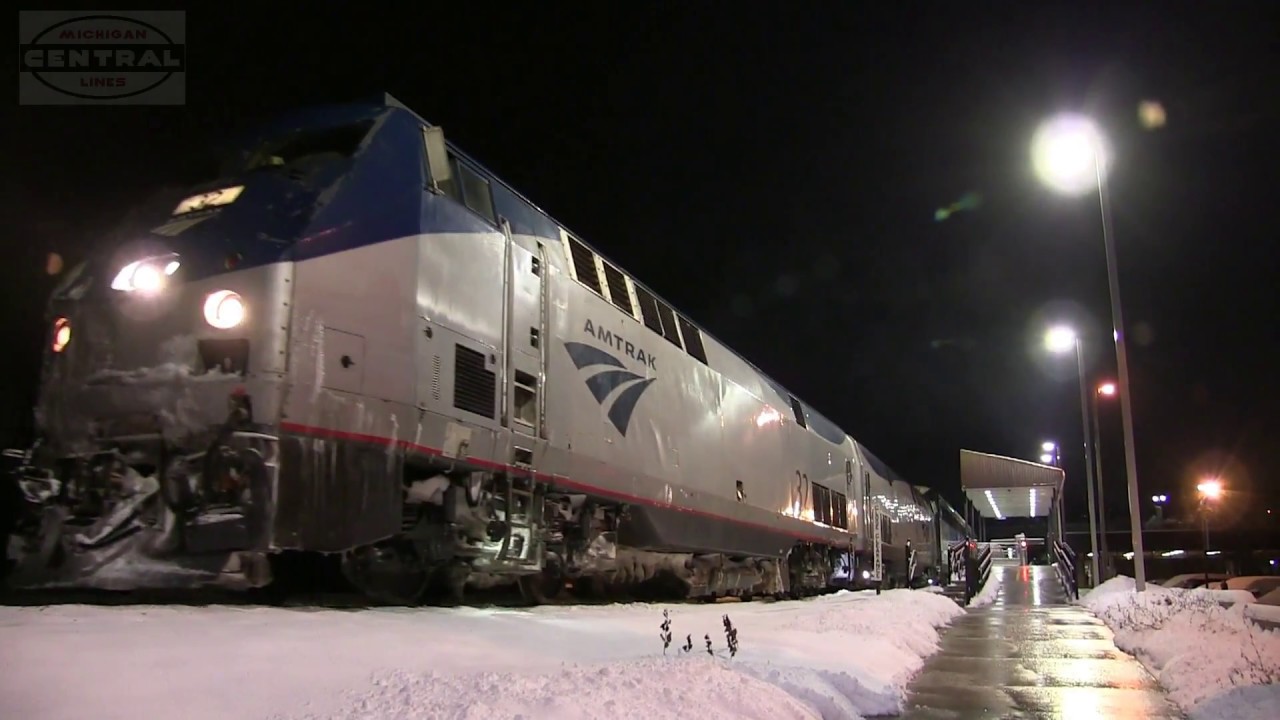 Amtrak Wolverine Trains with Superliners! - YouTube