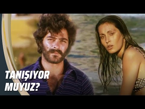 Eski Sevgilisinin Aynısını Buldu! - Bir Yabancı