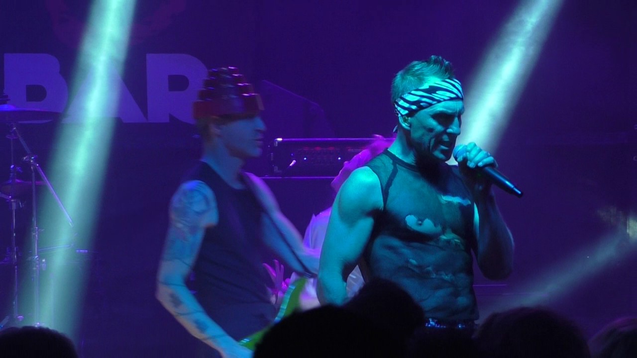 The 80z All Stars - Walk This Way - YouTube