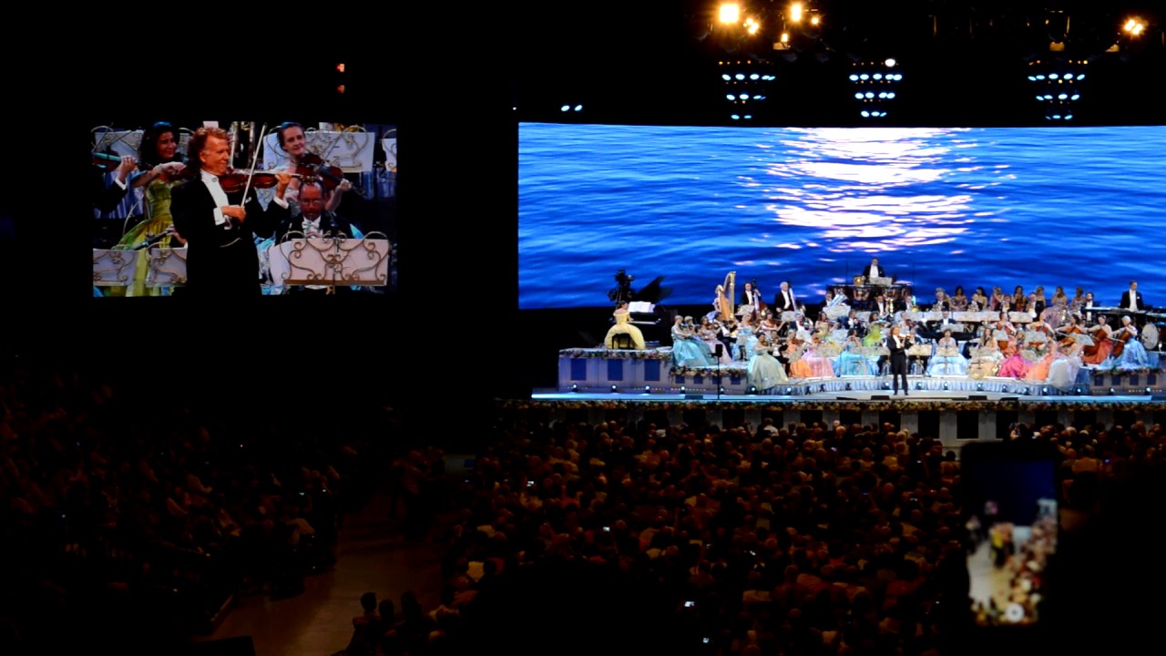 The Blue Danube - Andre Rieu - 17 06 2017- Vienna - YouTube