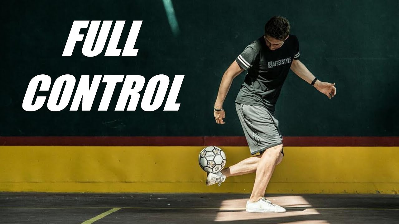 Freestyle Football Compilation 2019 - FULL CONTROL - YouTube