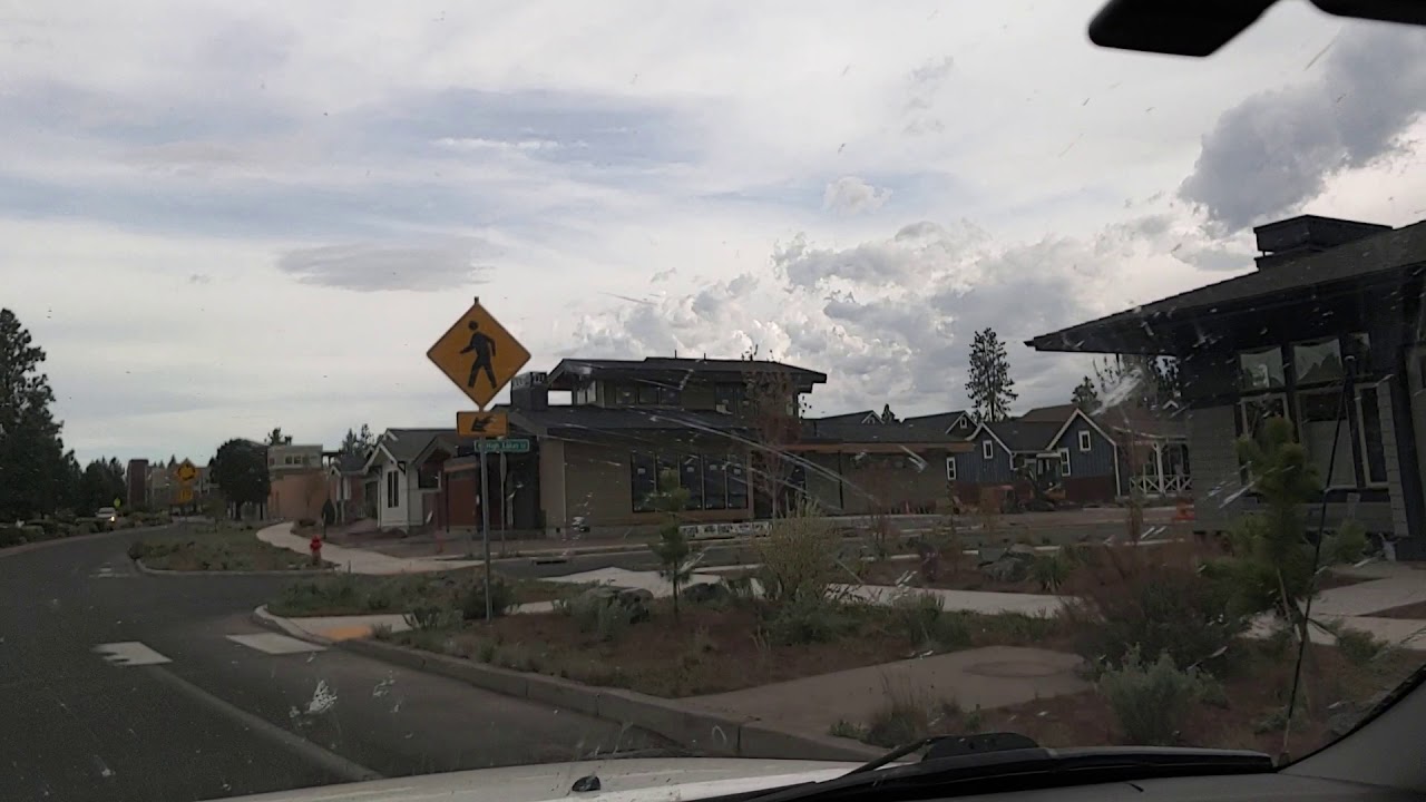 Driving tour Bend, Oregon neighborhood - YouTube