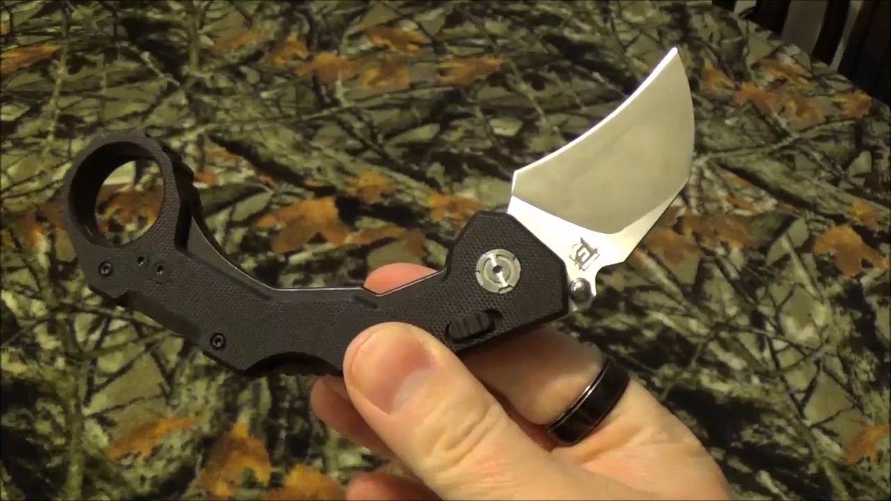 Battltac Double locking Karambit - YouTube