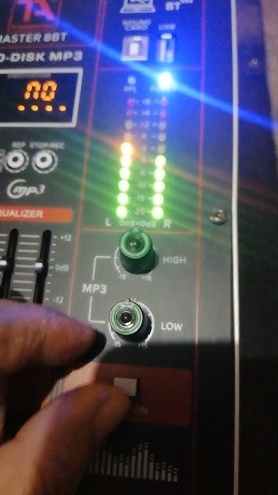 Titanium Audio Master 8bt Mixer Test Audiomixer Proaudio Youtube