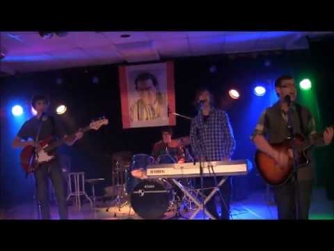 The Threes - Promenade sur Mars - YouTube
