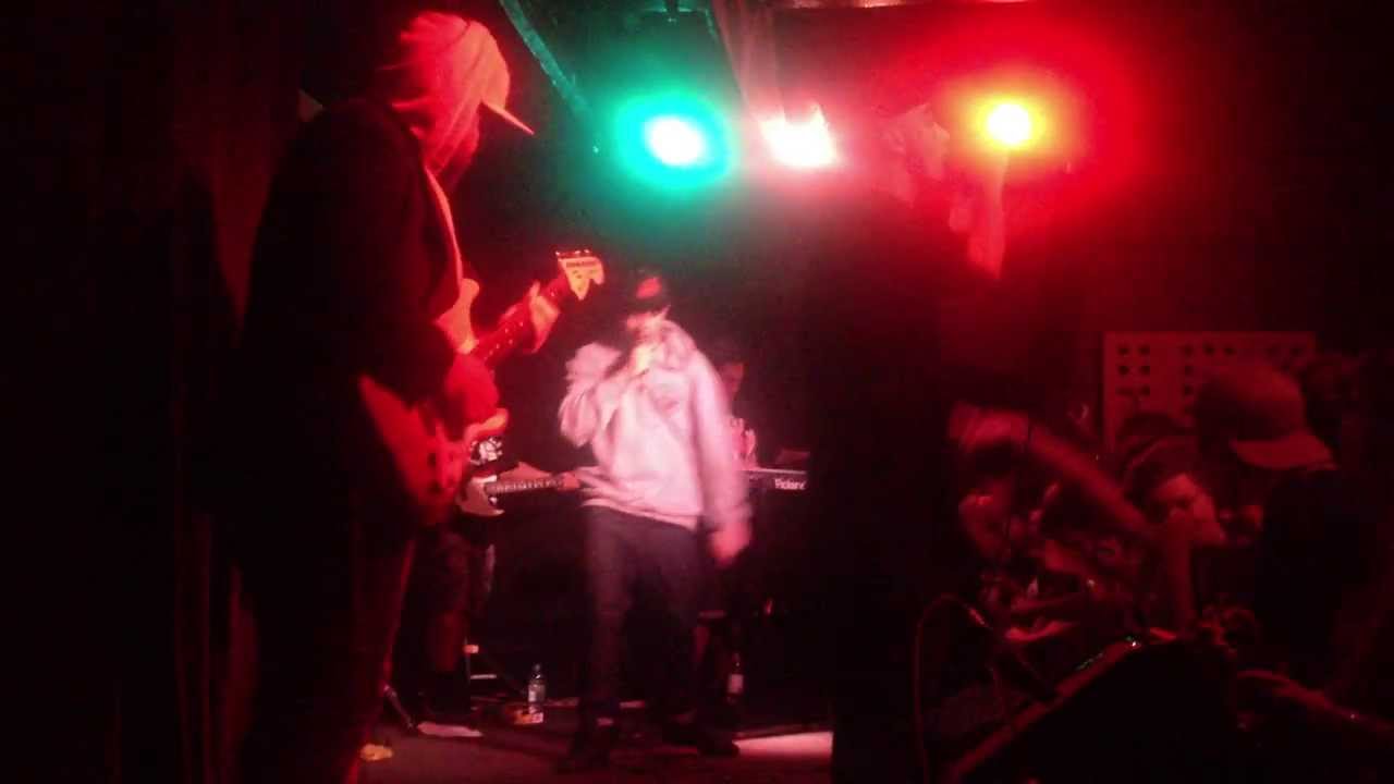 David Dallas — Get Out The Way, Running Tour, Wellington Show - YouTube