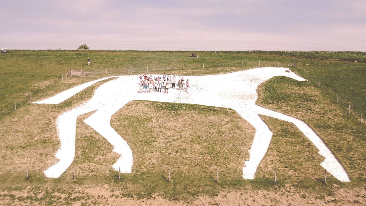 Marlborough Open Studios Artists on the Devizes Roundway White Horse ...