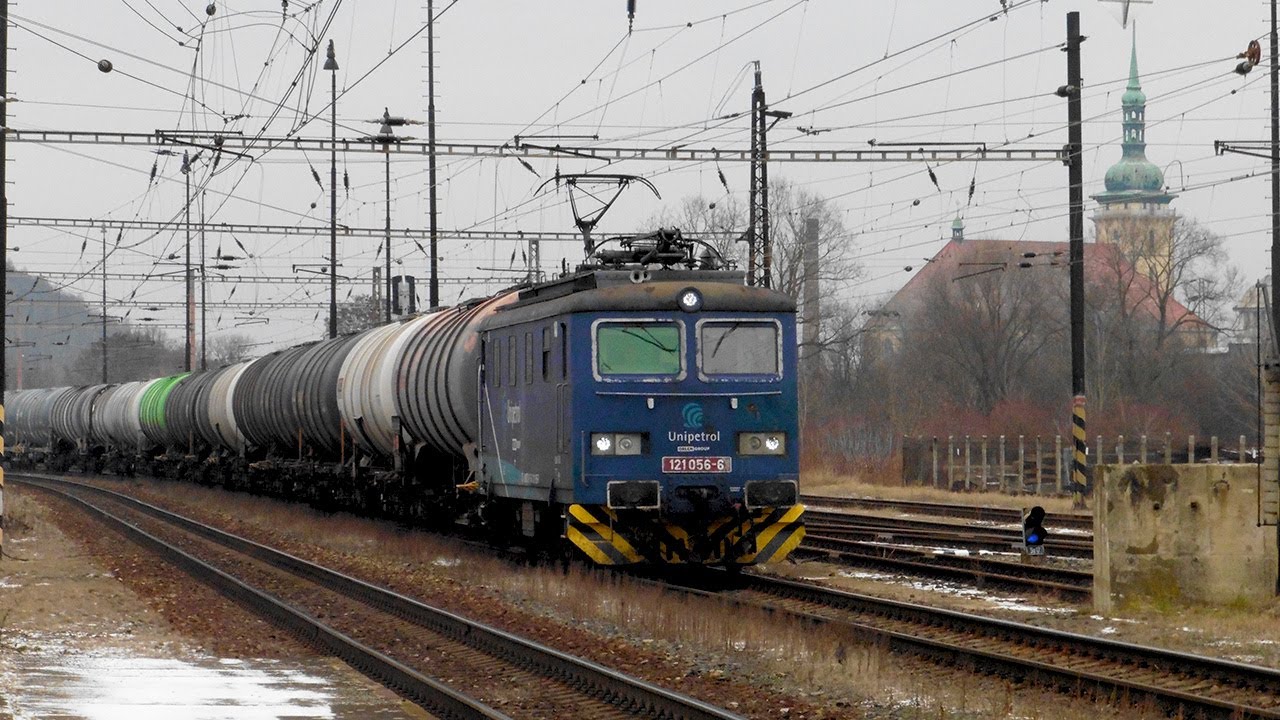 Vlaky - Most - 27.12.2021 - YouTube