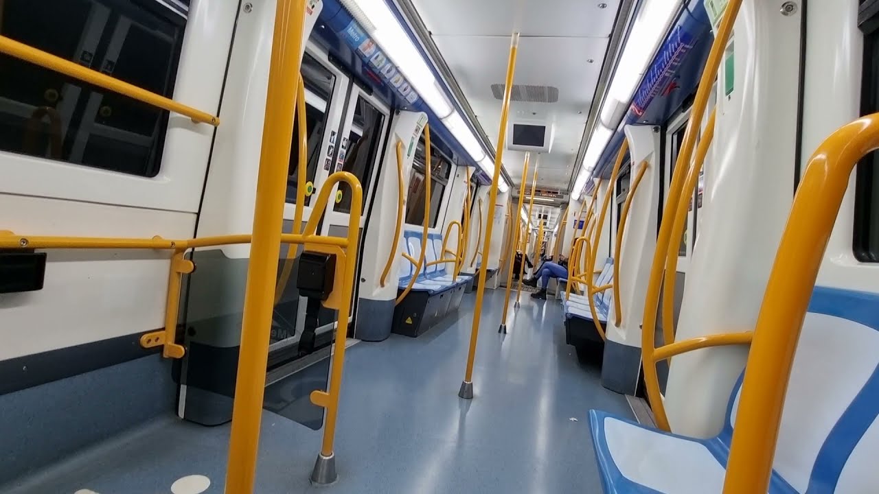 INSIDE 🚇 Metro de Madrid (interior metro ESTACIÓN) - Madrid SUBWAY ...